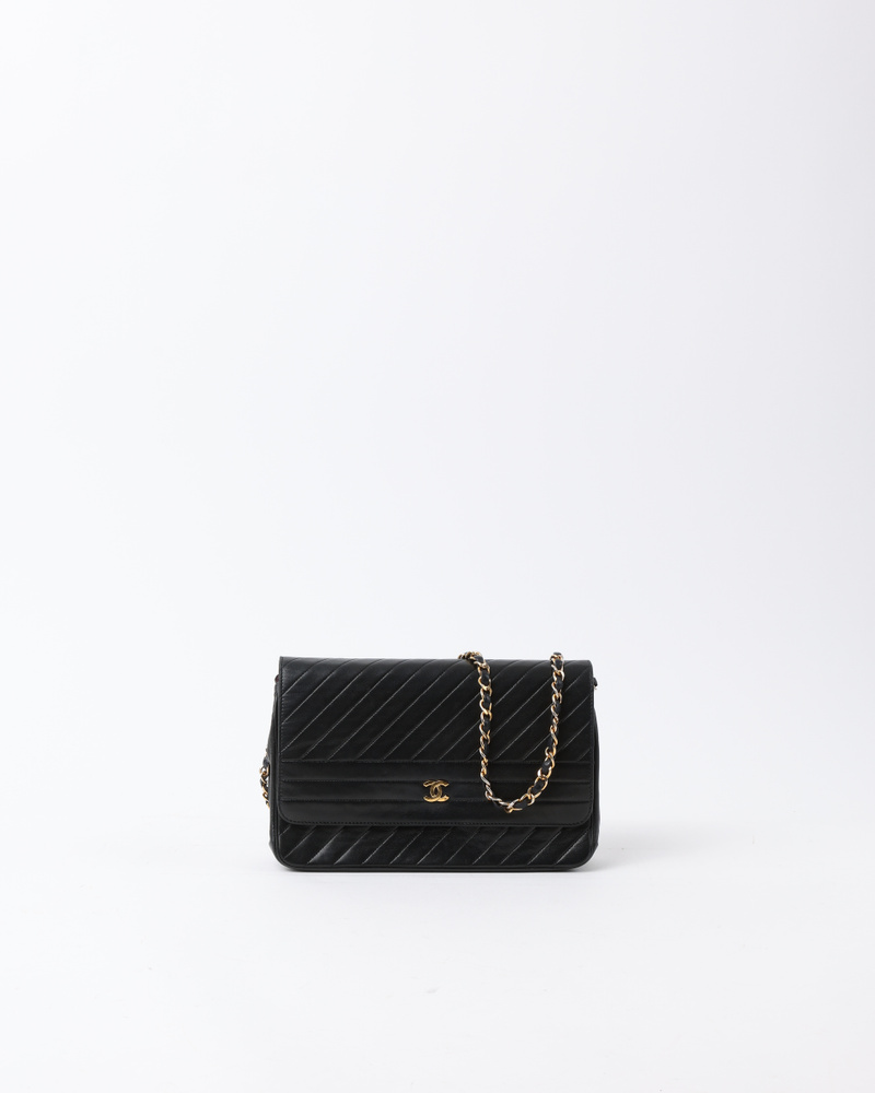 A Retro Tale - CHANEL Vintage Classic Diagonal Flap Bag