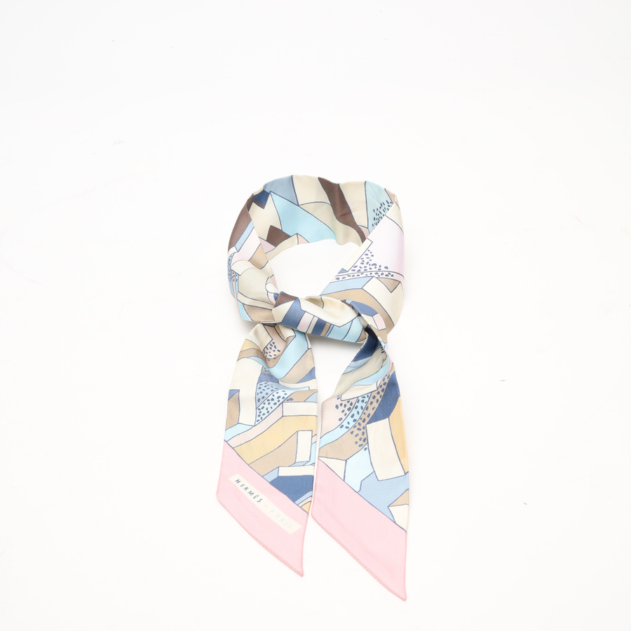 A Retro Tale - HERMÈS Vintage Twilly Silk Scarf