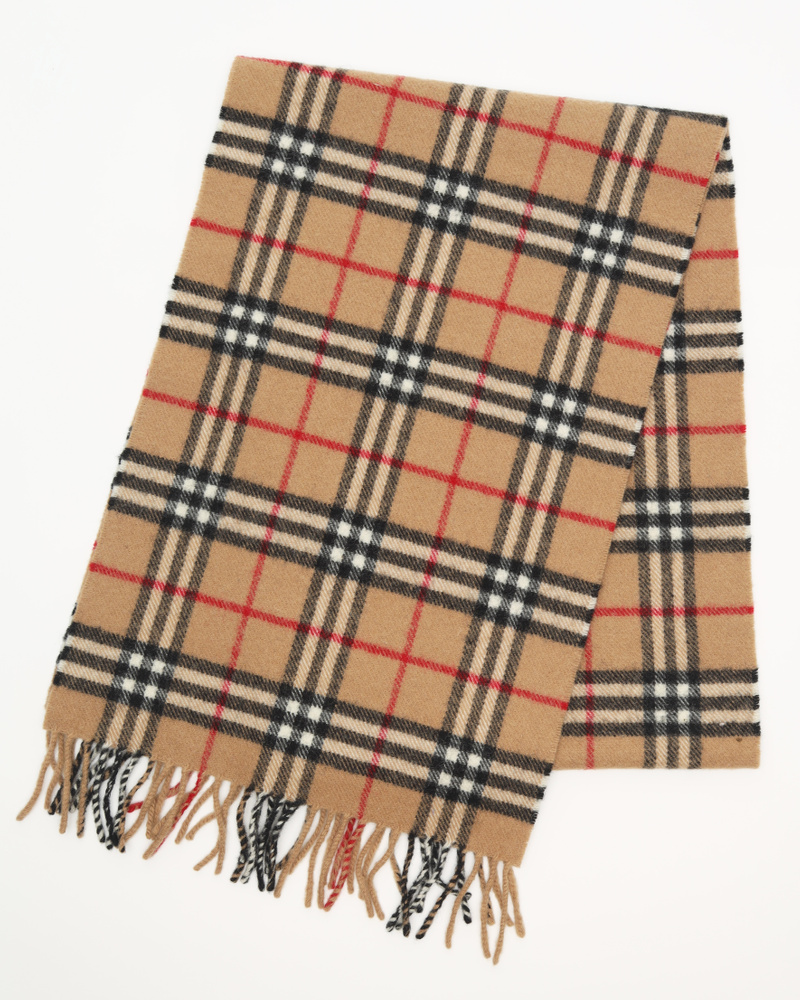 Burberry Vintage Nova Check Wool Scarf A Retro Tale