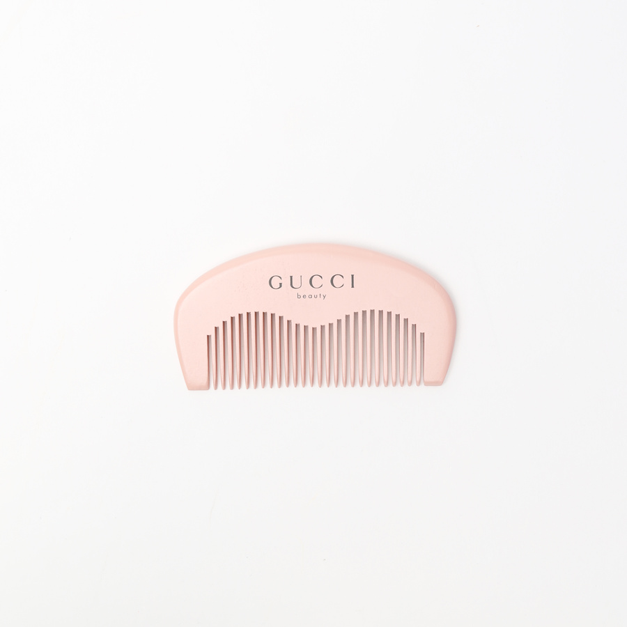 Vintage Gucci Comb in a Case - A Retro Tale