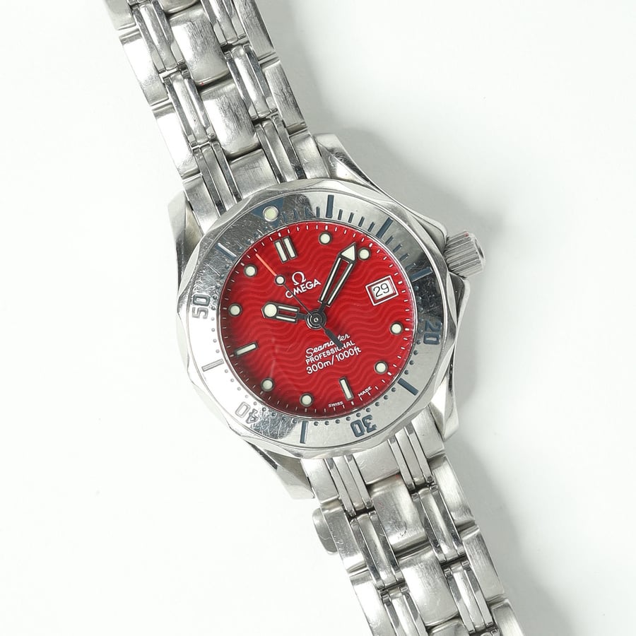 Vintage Omega Lady-Seamaster 29mm Full Set Watch - A Retro Tale
