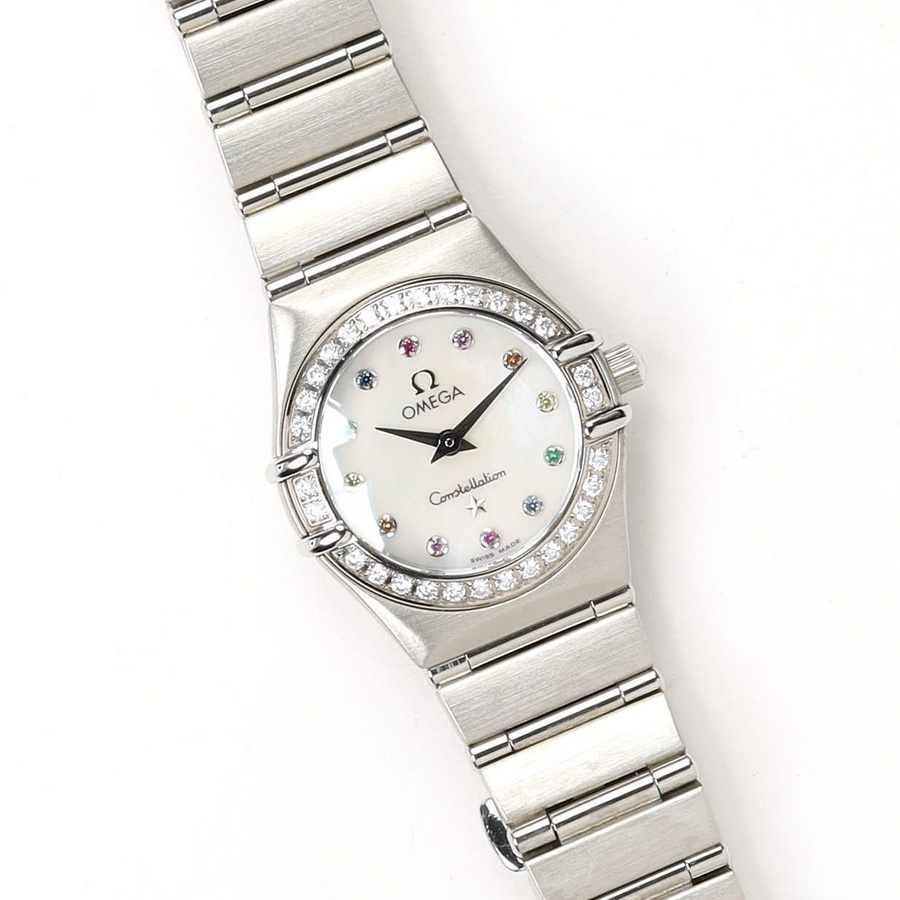 Vintage Omega Lady-Constellation 1460.79 Rainbow Dial Watch - A Retro Tale