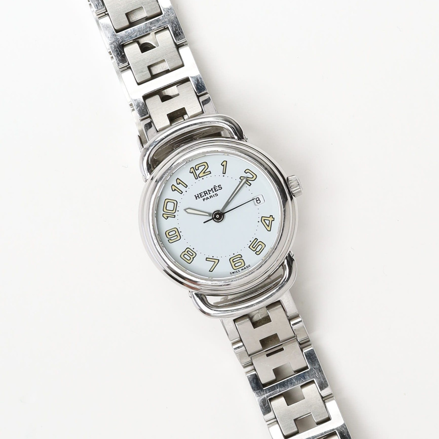 Vintage Hermès Pullman 25mm Ref PU2.210 Watch - A Retro Tale