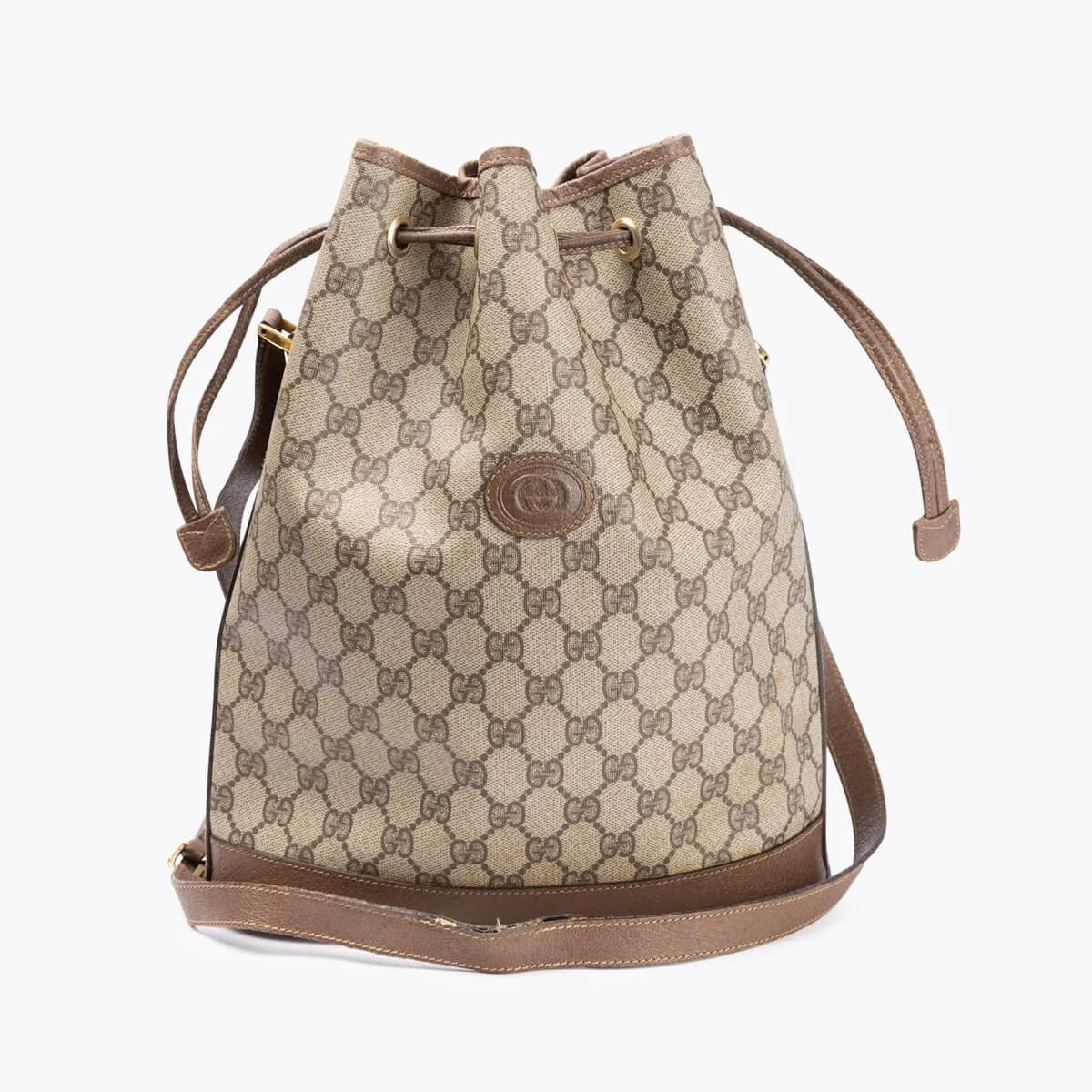 GUCCI GG Supreme Bucket Bag - A Retro Tale