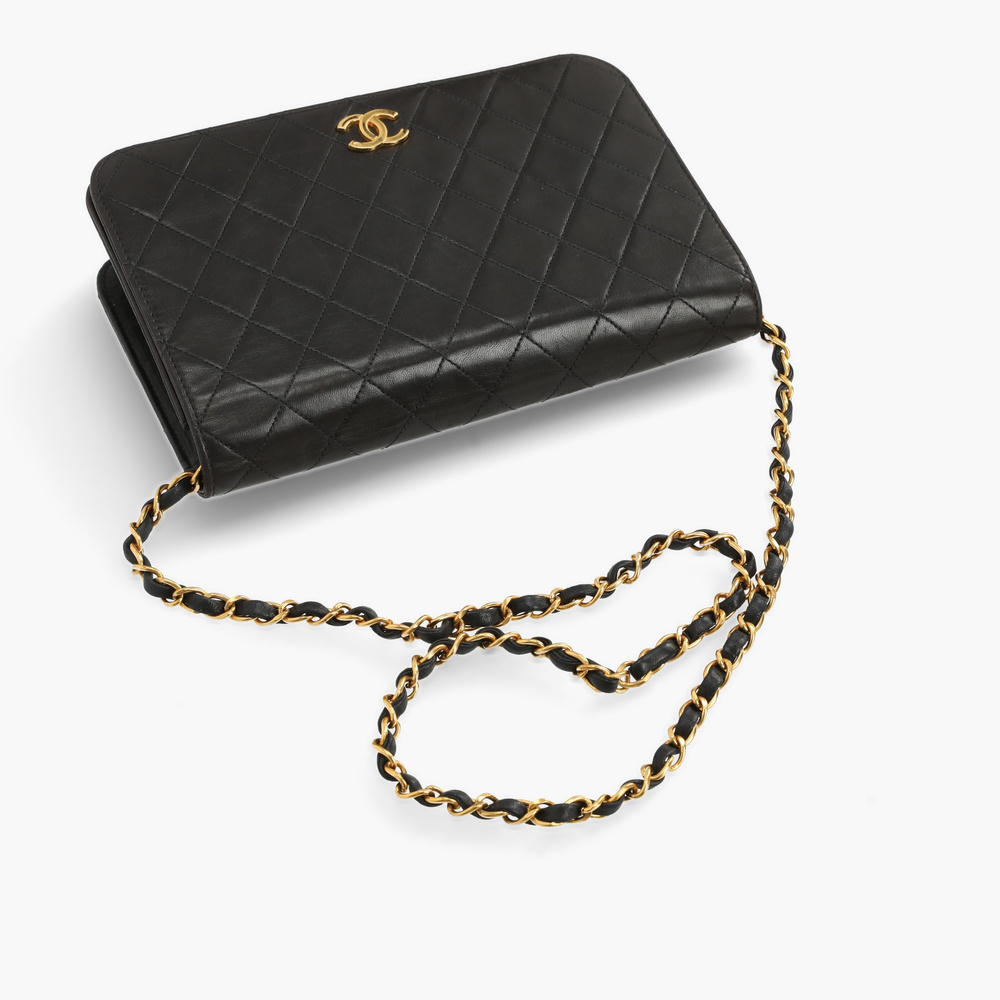 Vintage CHANEL Vintage Classic Full Flap Bag | A Retro Tale