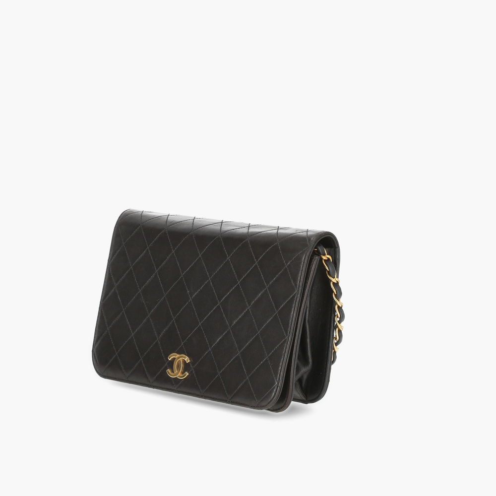 Vintage CHANEL Vintage Classic Full Flap Bag | A Retro Tale