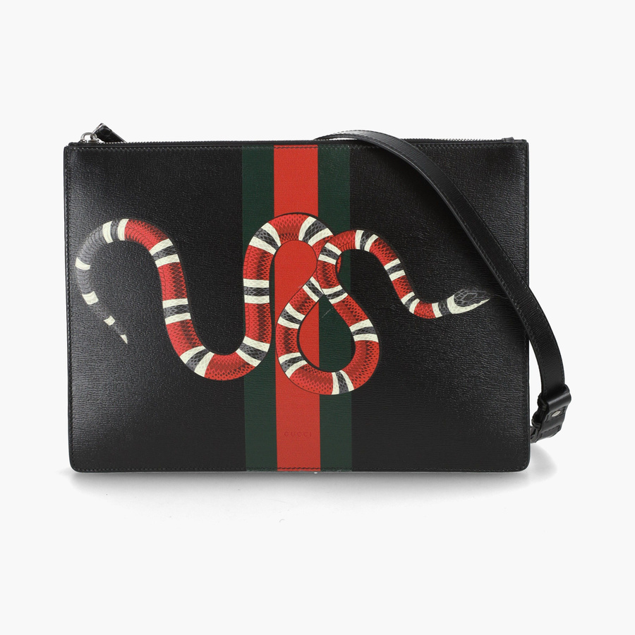 A Retro Tale - GUCCI Vintage Snack Messenger Bag