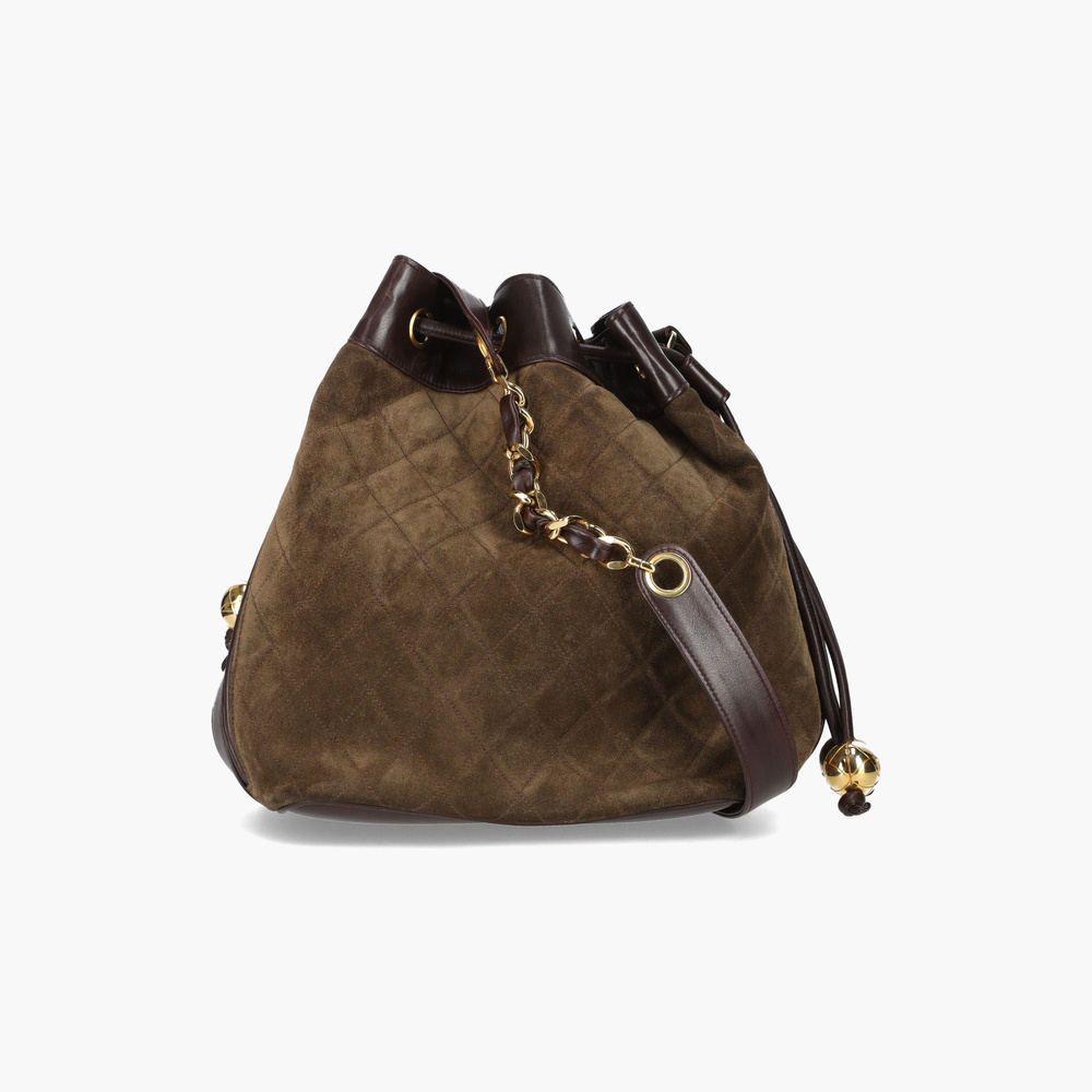 CHANEL Vintage cc suede bucket bag - A Retro Tale