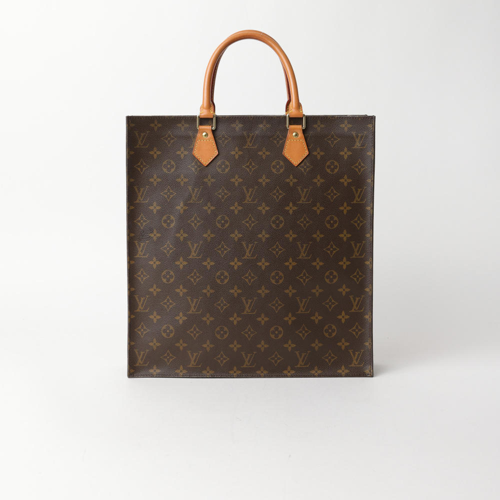 LOUIS VUITTON Vintage Sac Plat - A Retro Tale
