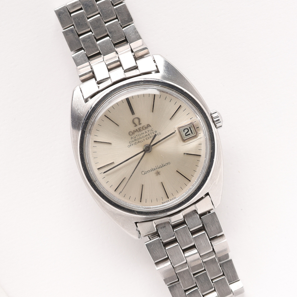 OMEGA Vintage Constellation C-Shape 34mm ca 1969 Watch - A Retro Tale